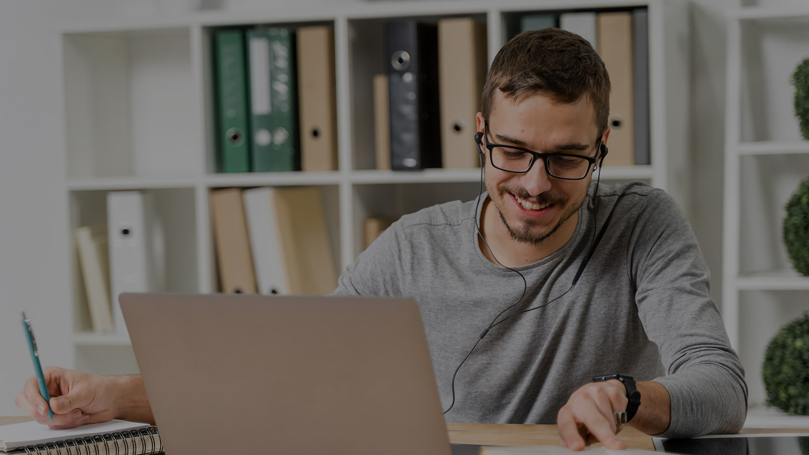 Centro De Preparación De Oposiciones Vitoria-Gasteiz | IVOT